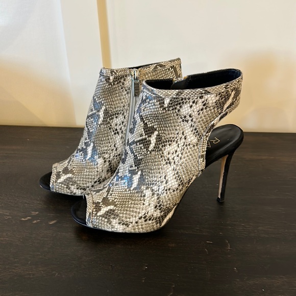 RAYE | Shoes | Raye Opentoe Snakeskin Heel | Poshmark